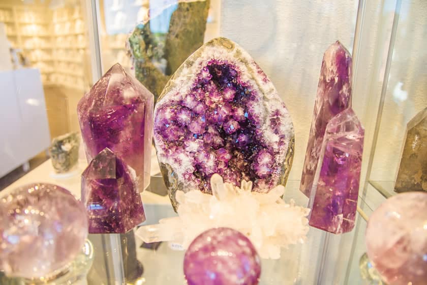 Sedona Crystal Store: A Vast selection of Crystals and Gemstones